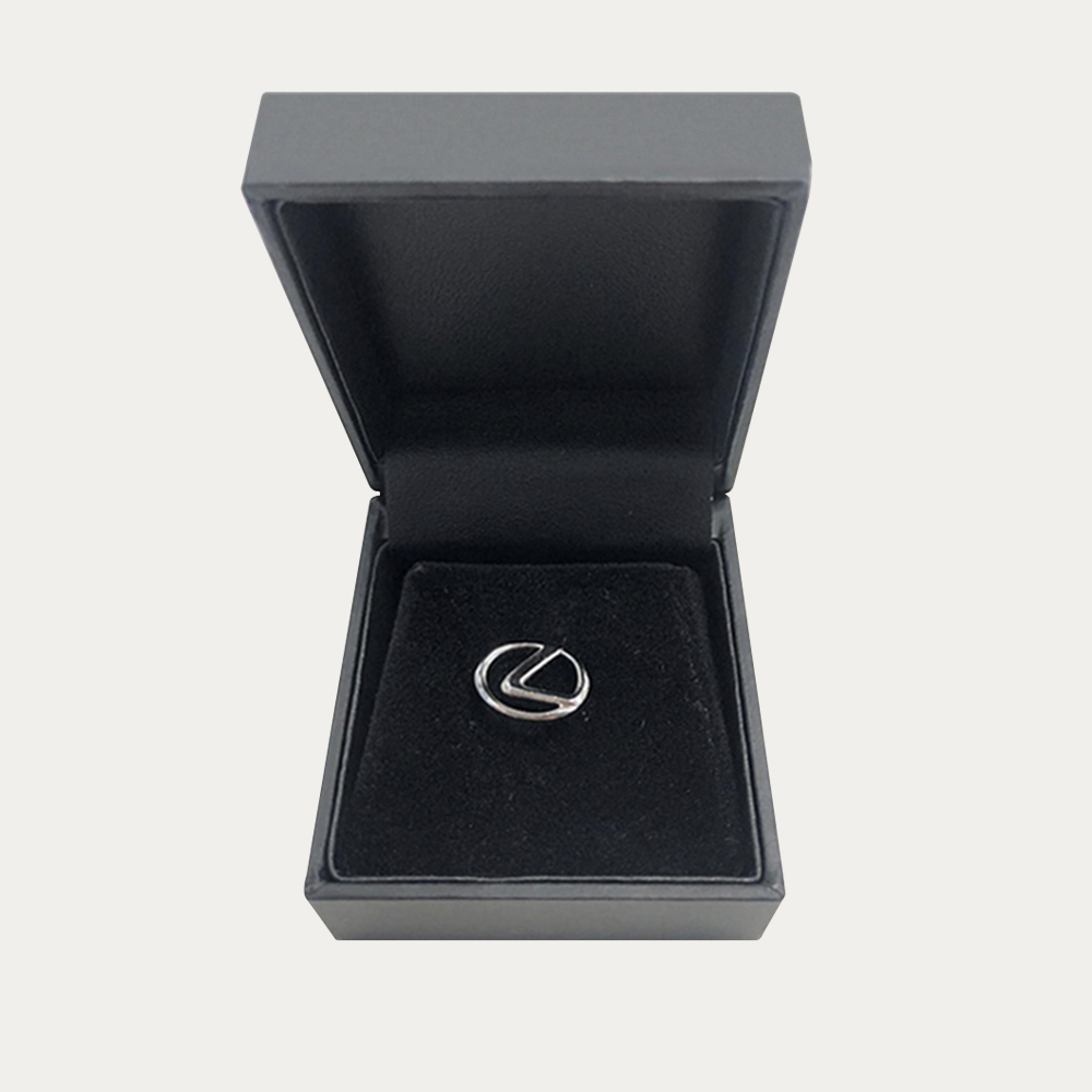 LEXUS LAPEL PIN | Lexus Merchandise Store